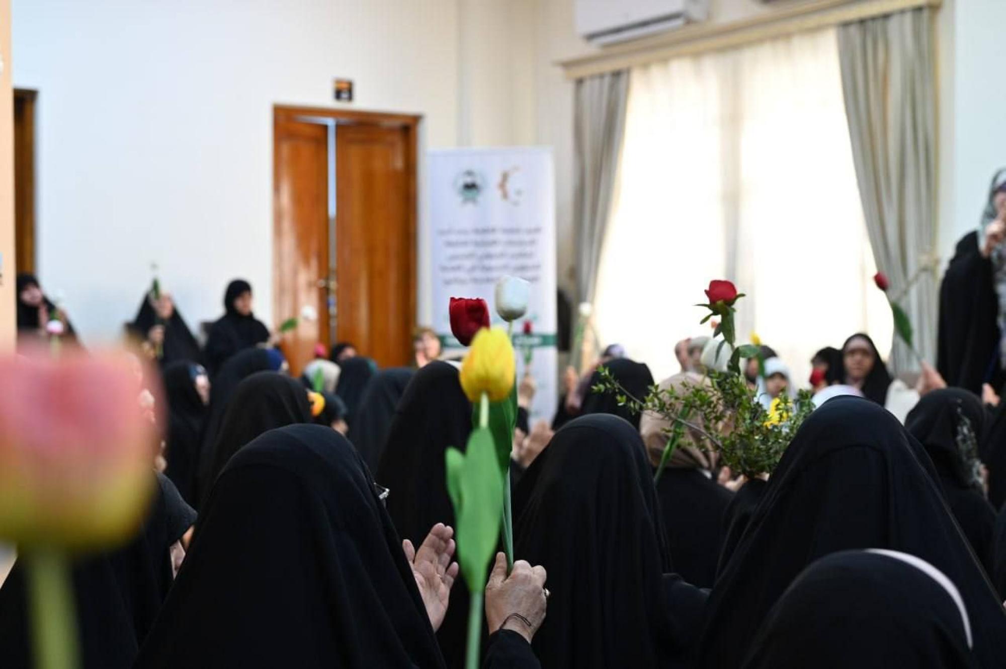 En el marco del programa Manahil Ruwayyah... La División Fátima bint ...